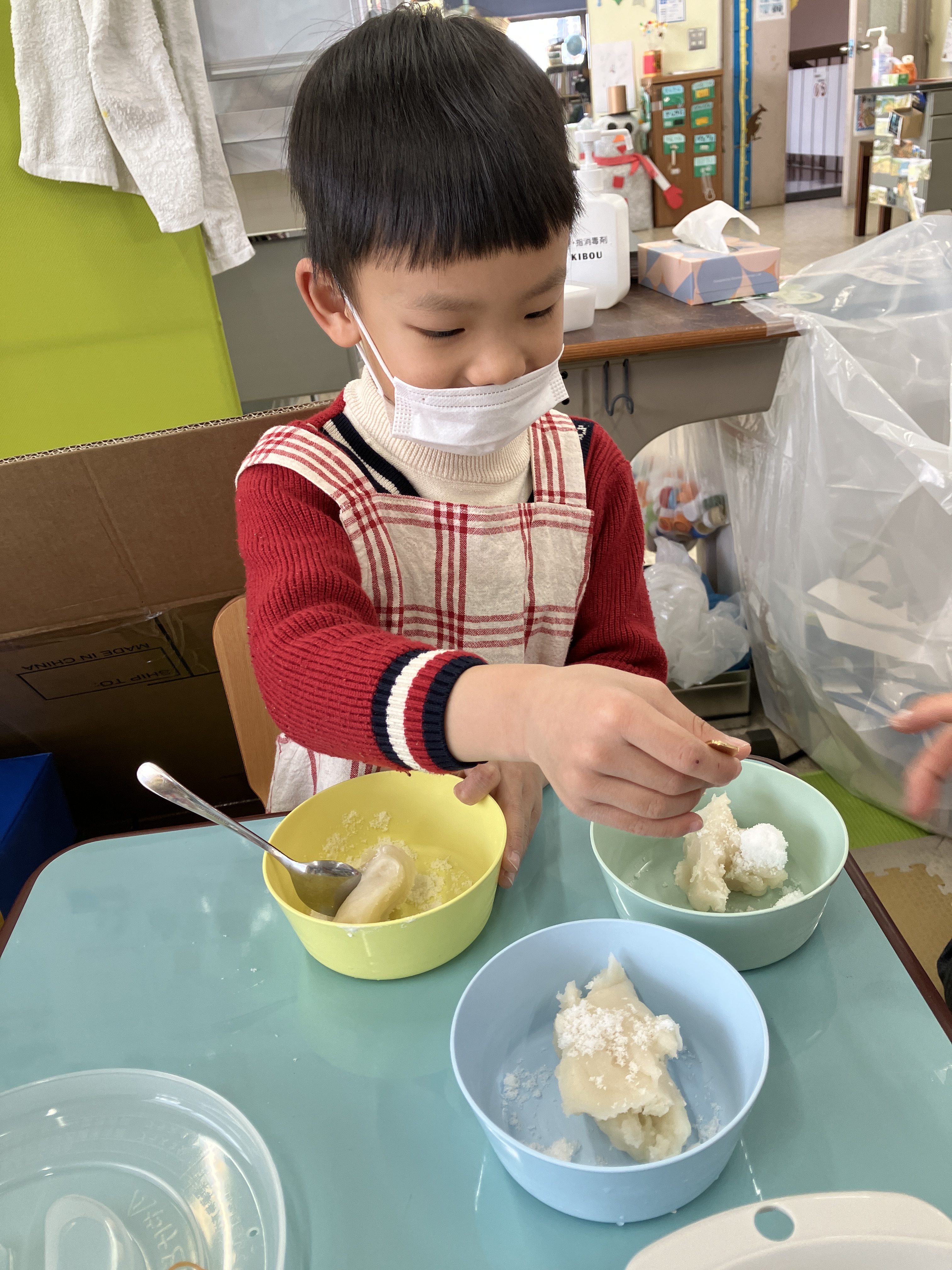 GIÃ MOCHI(BỘT NẾP)♪ – 多文化ルームKIBOU
